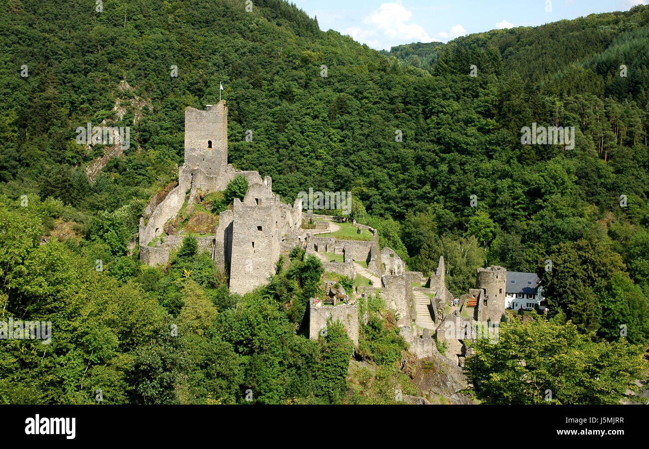 Niederburg eifel -Fotos und -Bildmaterial in hoher Auflösung – Alamy