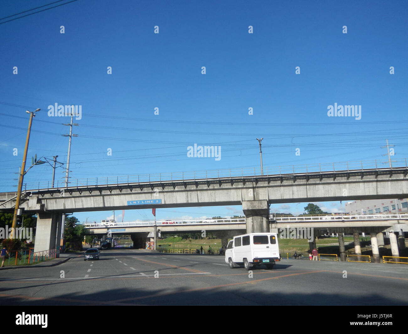 0292 Barangay Industrial Tal komplexe LRT Linie 7 Marcos Brücke ...