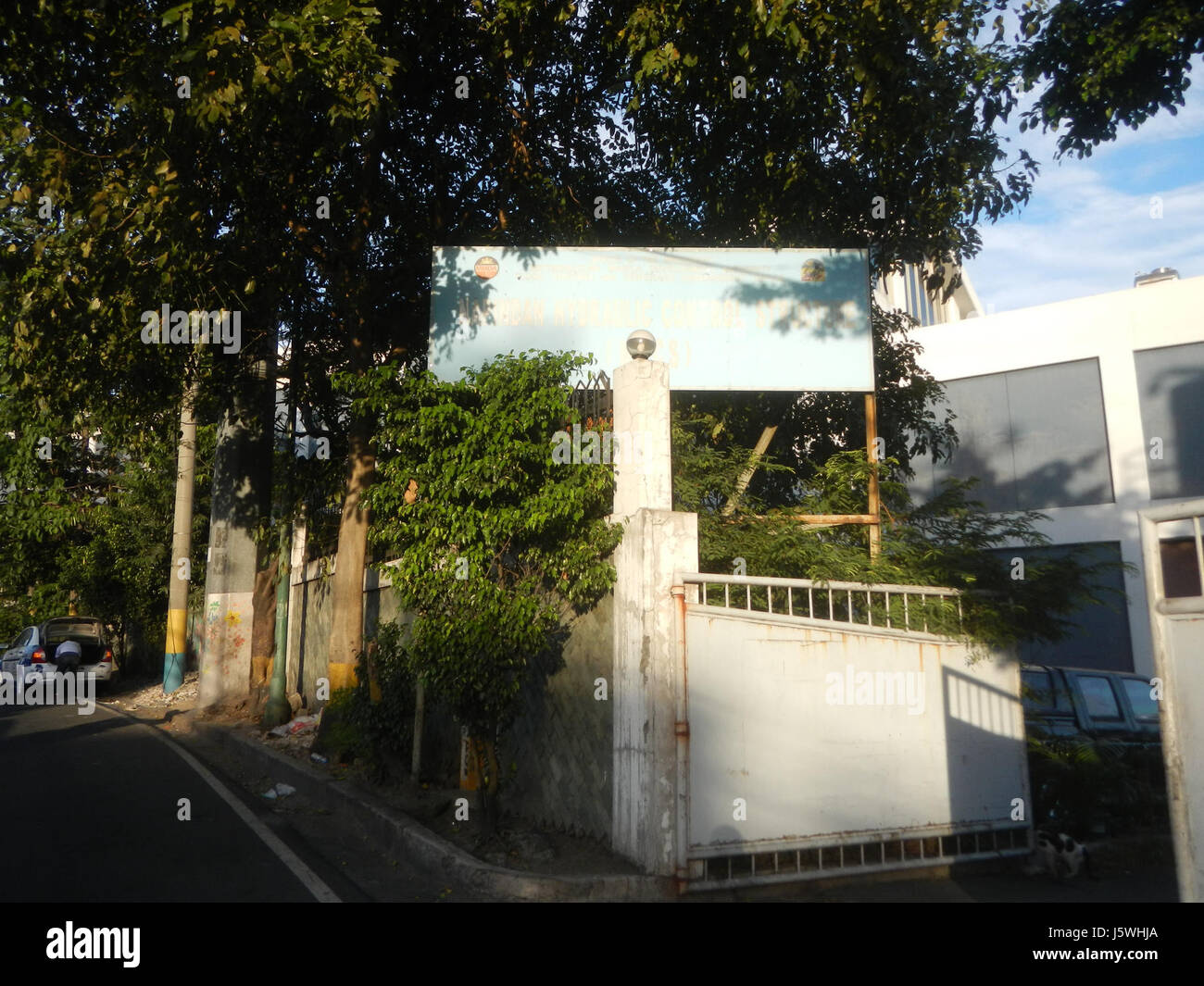 03754 NAPINDAN hydraulische Steuerung Struktur East West Rembo, Makati ...