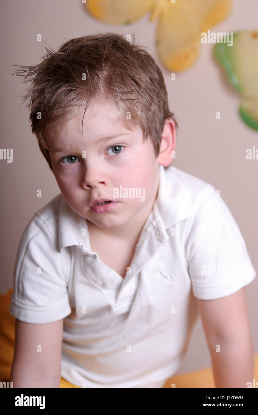 Skeptizismus skepsis -Fotos und -Bildmaterial in hoher Auflösung – Alamy