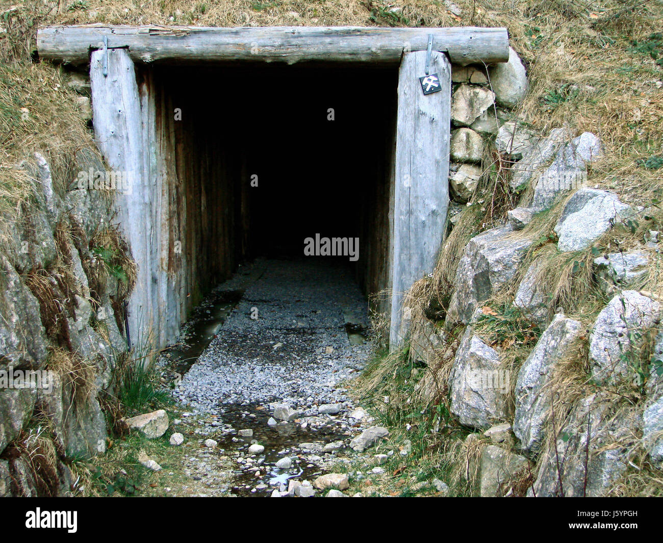 Mine adit -Fotos und -Bildmaterial in hoher Auflösung – Alamy