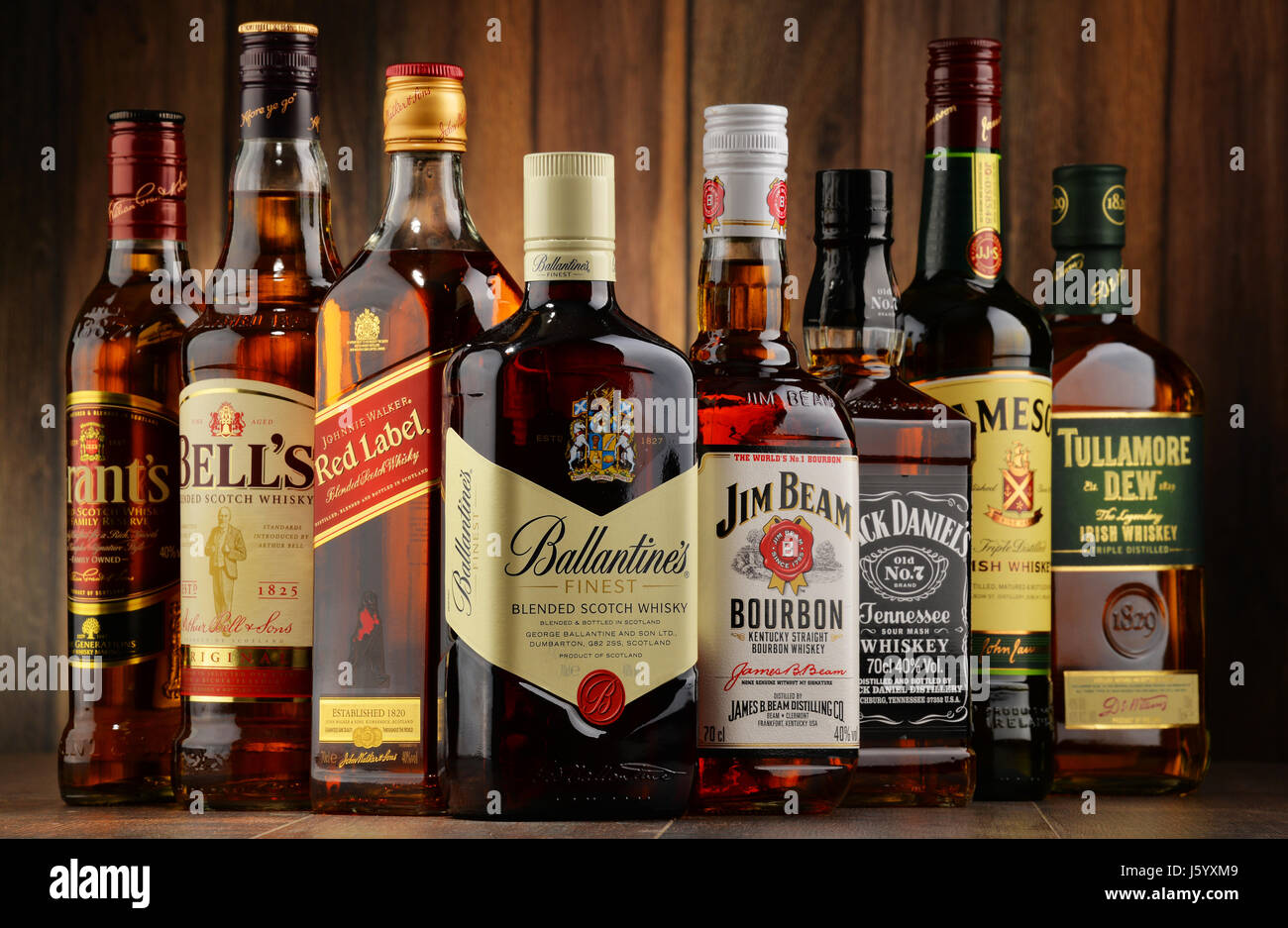 POZNAN, Polen - 17. Mai 2016: Whiskey ist der beliebteste Spirituosen ...