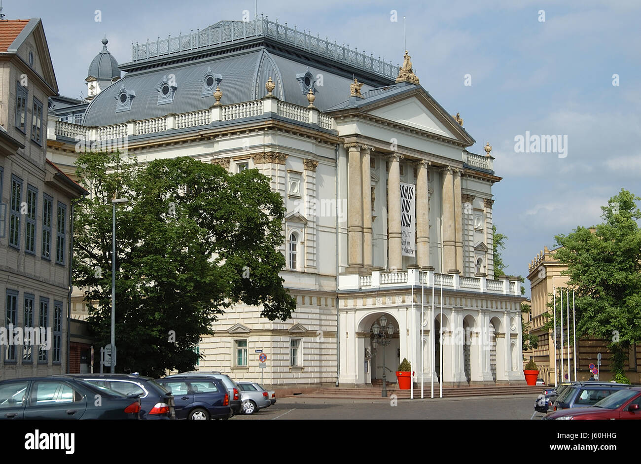 Mecklenburgisches staatstheater -Fotos und -Bildmaterial in hoher ...