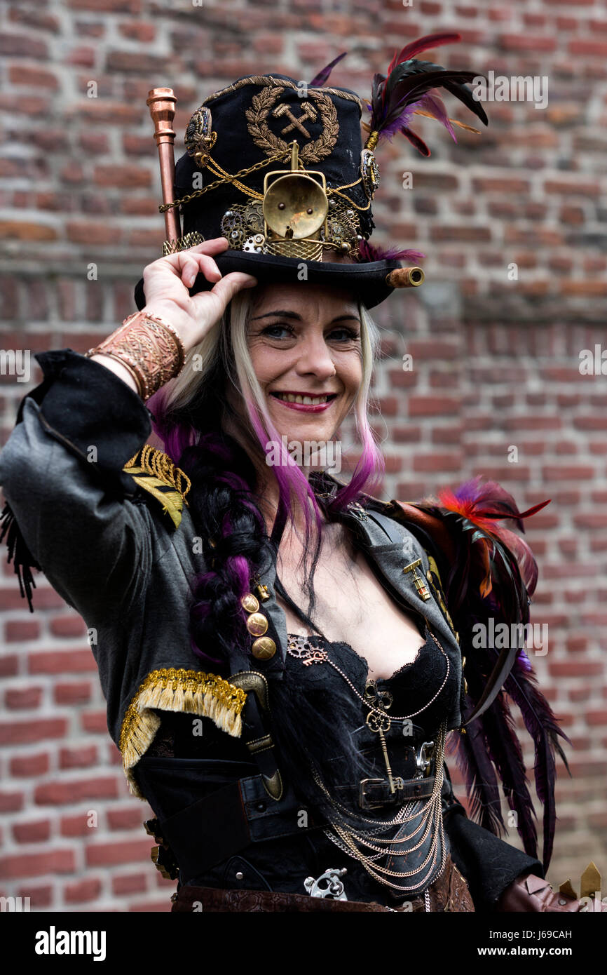 Bochum, Deutschland. 20. Mai 2017. Im Bild: Steampunk staubigen ...