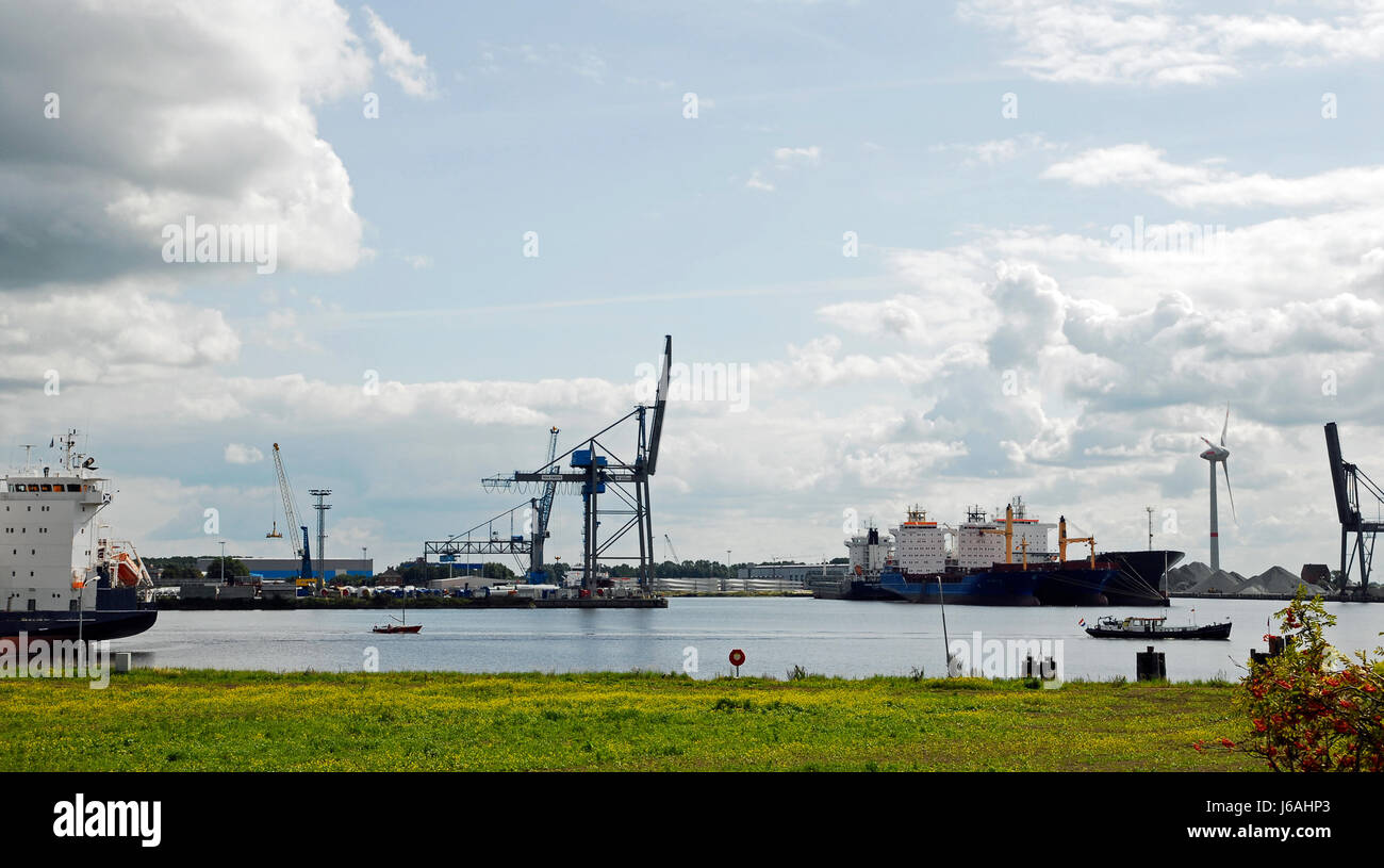 Hafen von emden -Fotos und -Bildmaterial in hoher Auflösung – Alamy