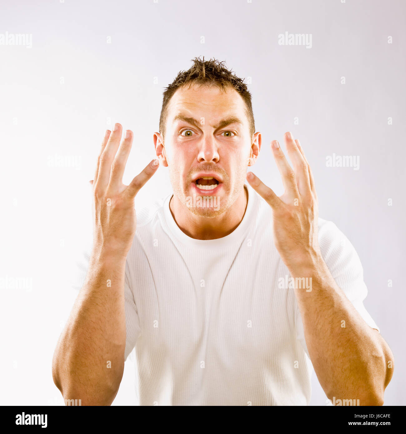 Shocking people -Fotos und -Bildmaterial in hoher Auflösung – Alamy