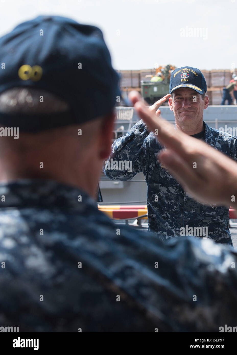 160818-N-XT039-122 OKINAWA, Japan (18. August 2016) Capt Jeffrey Ward ...