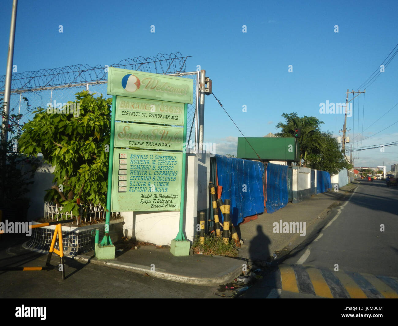 Dieses Bild zeigt das Francisco Monument am Liwasang Balagtas Fountain ...