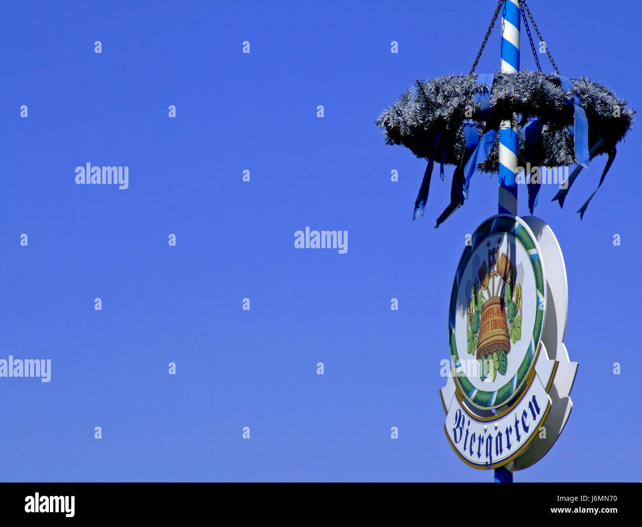 Zeichen Signal Mast Banner Werbung Bier Garten Maibaum Zeichen Signal ...