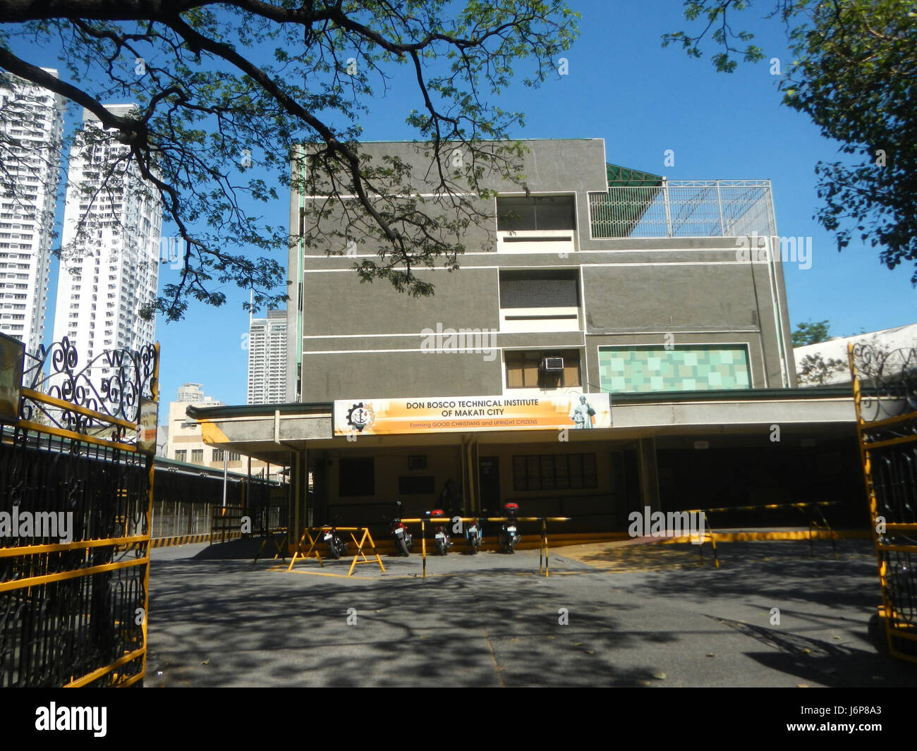 06799 don Bosco Technical Institute San Lorenzo Pio del Pilar Chino ...