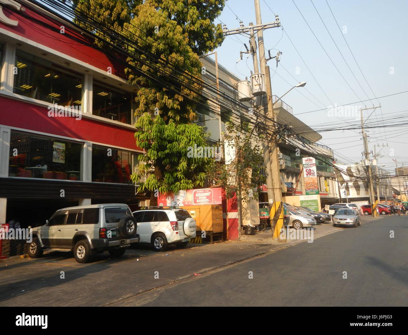 Makati bel air -Fotos und -Bildmaterial in hoher Auflösung – Alamy