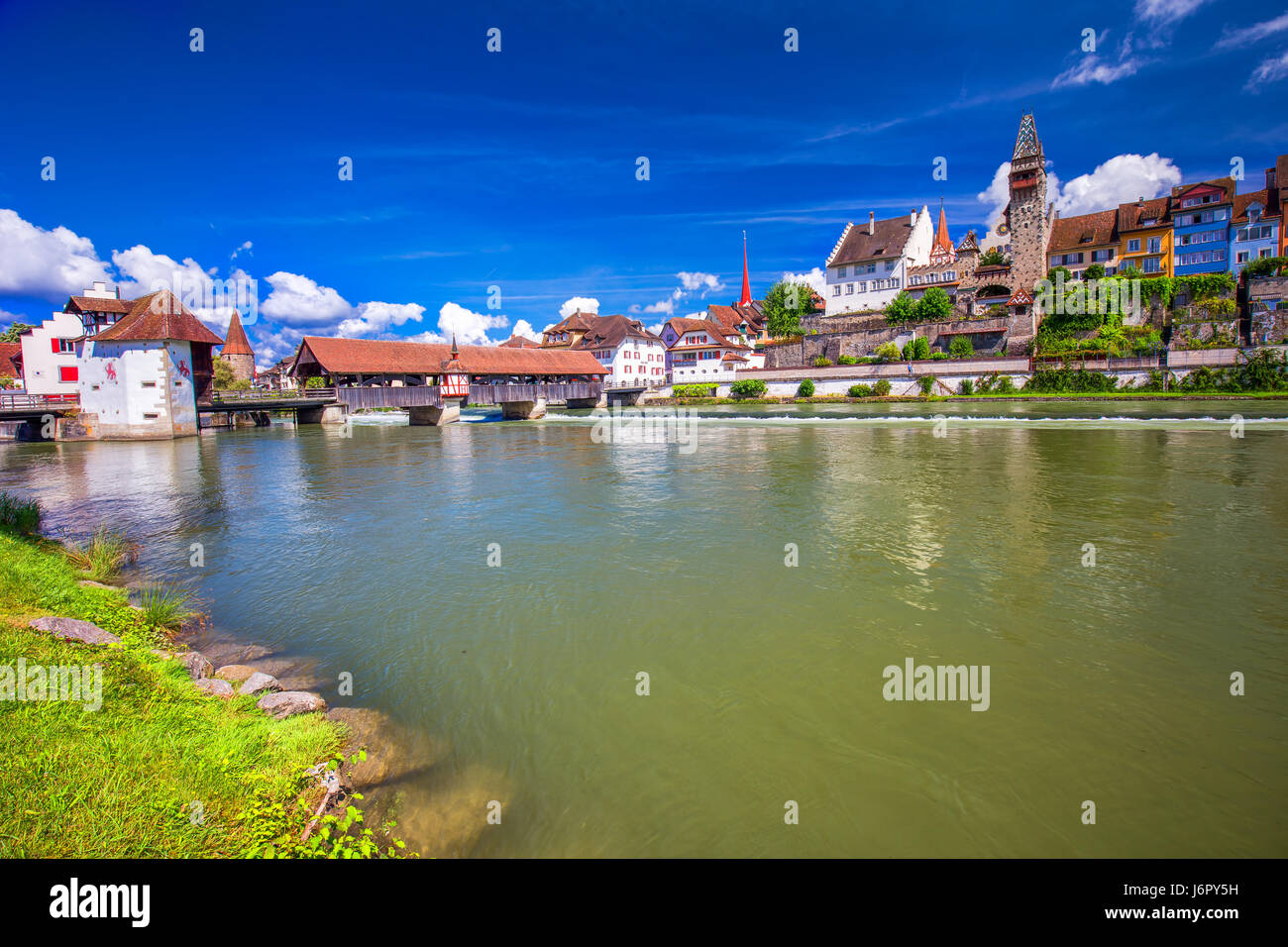 BREMGARTEN, Schweiz - August 2016 - alte Stadt Zentrum von Bremgarten ...