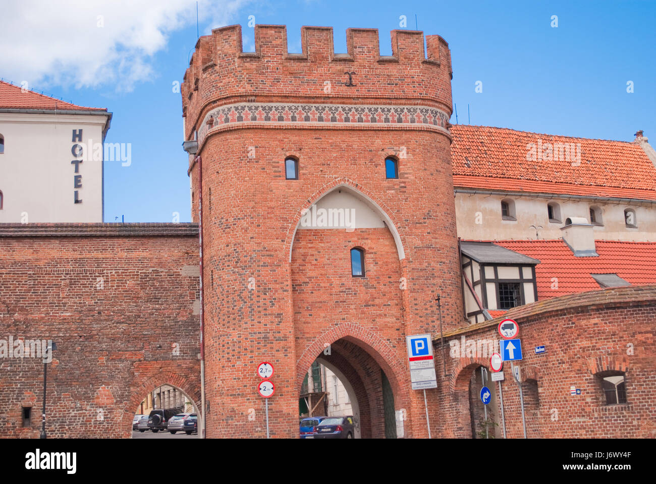 Tor Im Stil Der Backsteingotik Stockfotos und -bilder Kaufen - Alamy