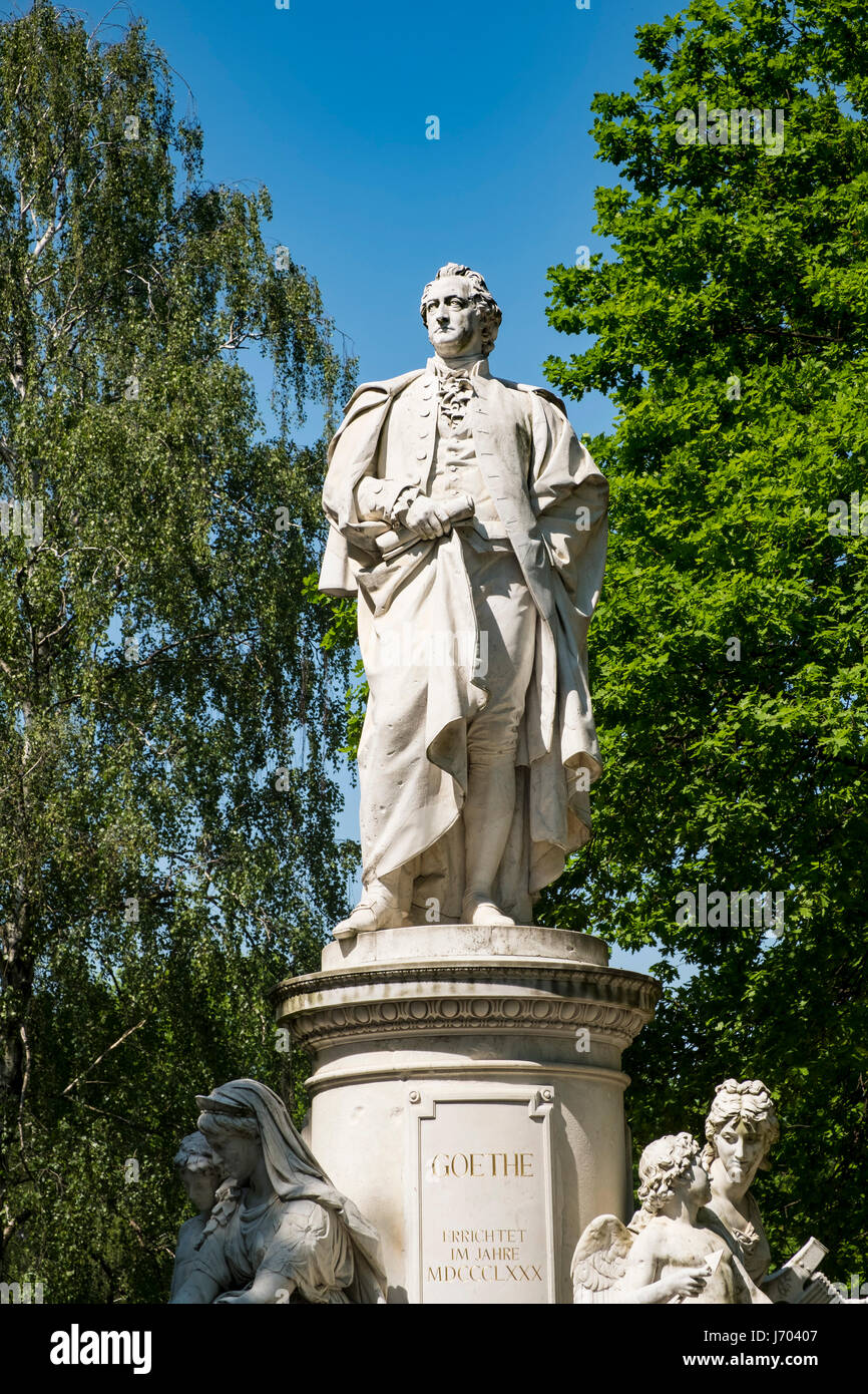 Statue von goethe -Fotos und -Bildmaterial in hoher Auflösung – Alamy