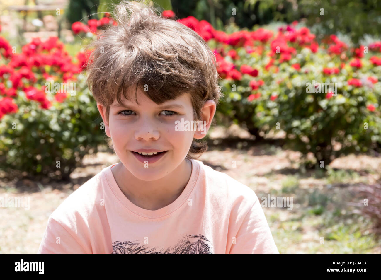 Gesicht des jungen -Fotos und -Bildmaterial in hoher Auflösung – Alamy