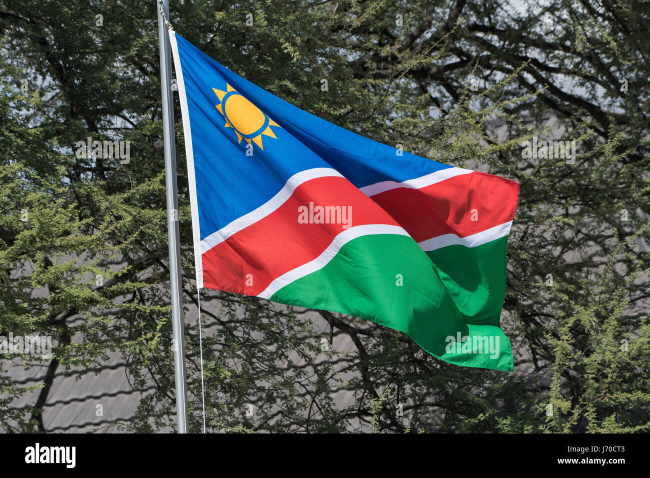 Bandiera della Namibia, namibische Flagge Stockfotografie - Alamy