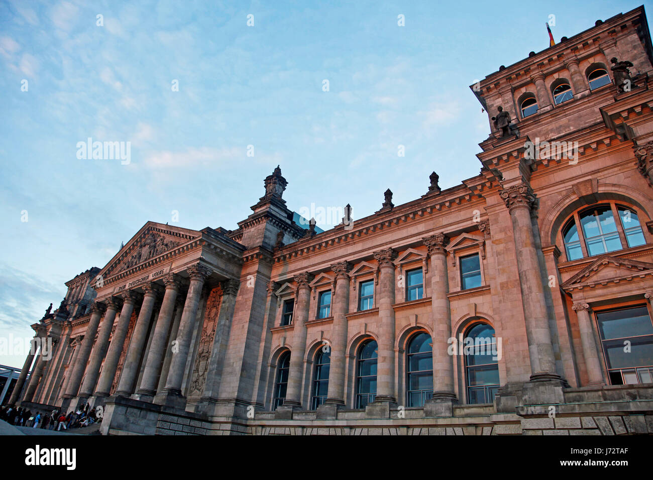 Assembly of the reichstag -Fotos und -Bildmaterial in hoher Auflösung – Alamy