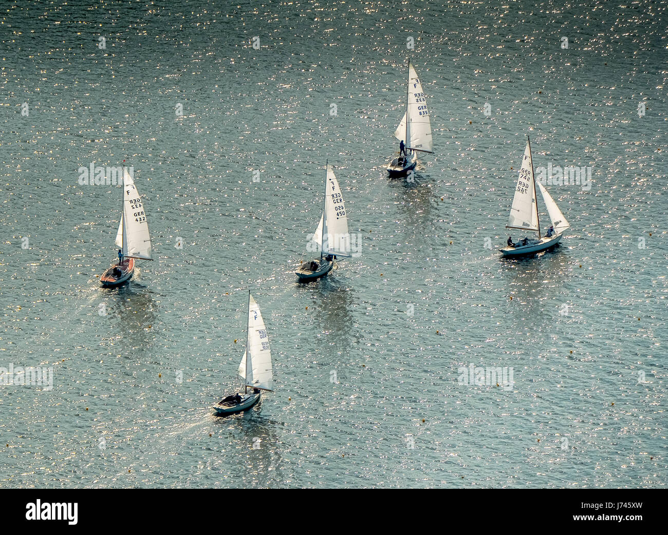 Segelboot baldeney -Fotos und -Bildmaterial in hoher Auflösung – Alamy
