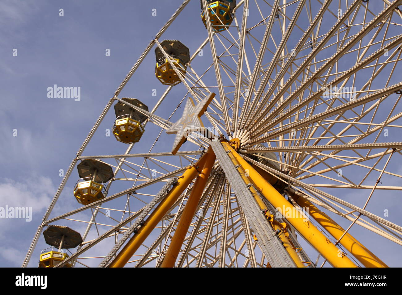 Schausteller riesenrad -Fotos und -Bildmaterial in hoher Auflösung – Alamy