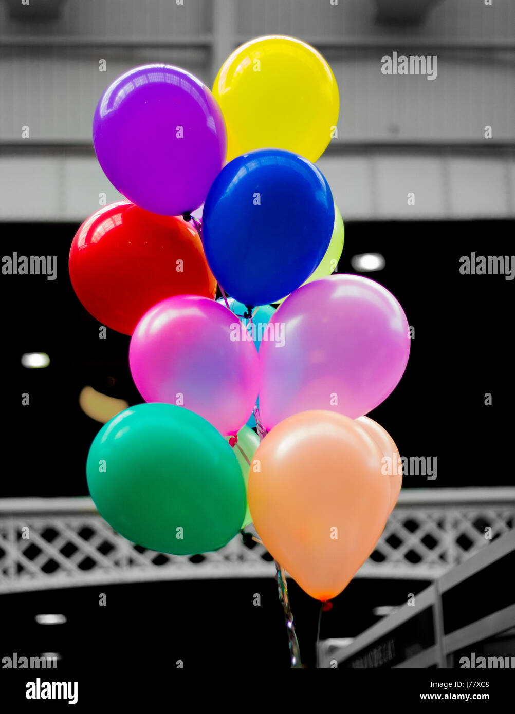 Orange und Gelber Ballon Stockfotos und -bilder Kaufen - Alamy