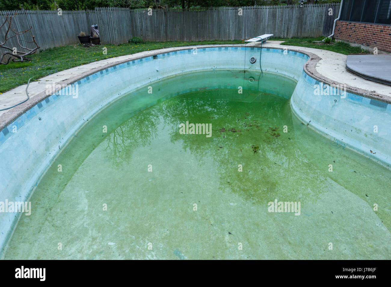 Schwimmbad schwimmbad -Fotos und -Bildmaterial in hoher Auflösung – Alamy