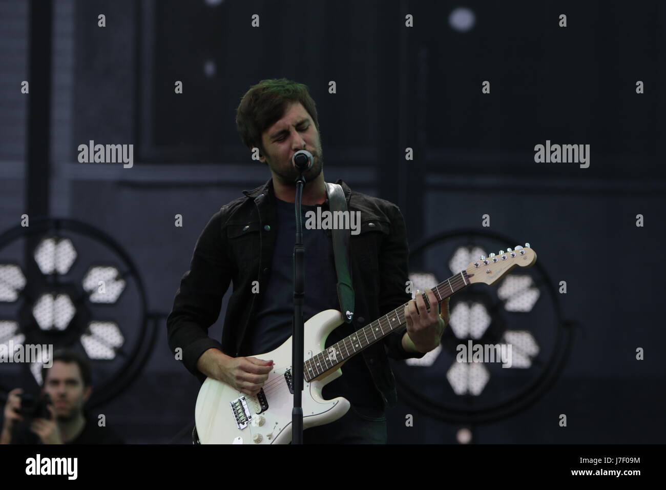 Max Giesinger Singer Stockfotos und -bilder Kaufen - Alamy