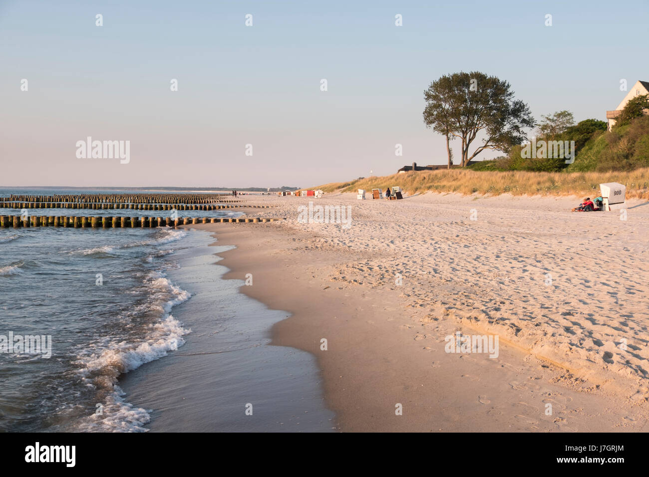 Ahrenshoop strand -Fotos und -Bildmaterial in hoher Auflösung – Alamy