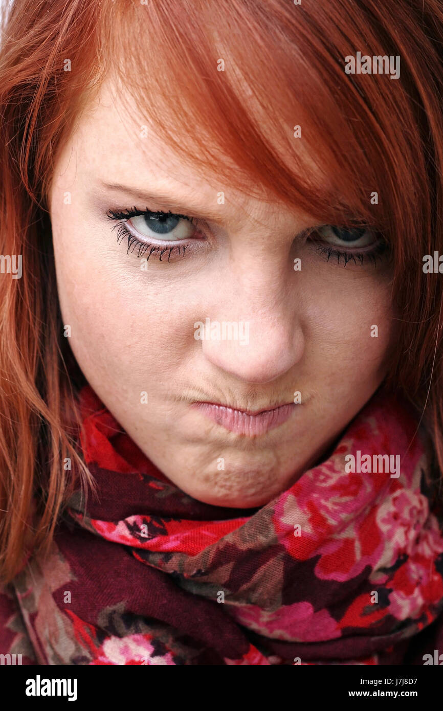 Neidisch sein -Fotos und -Bildmaterial in hoher Auflösung – Alamy