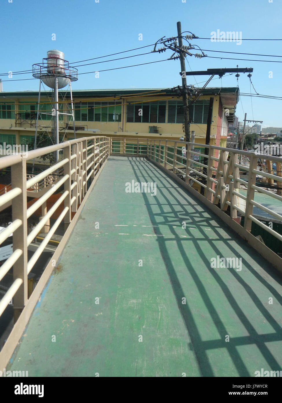 09943 Fußgänger Fußgängerbrücke Puregold Tayuman Juan Luna C 18 ...