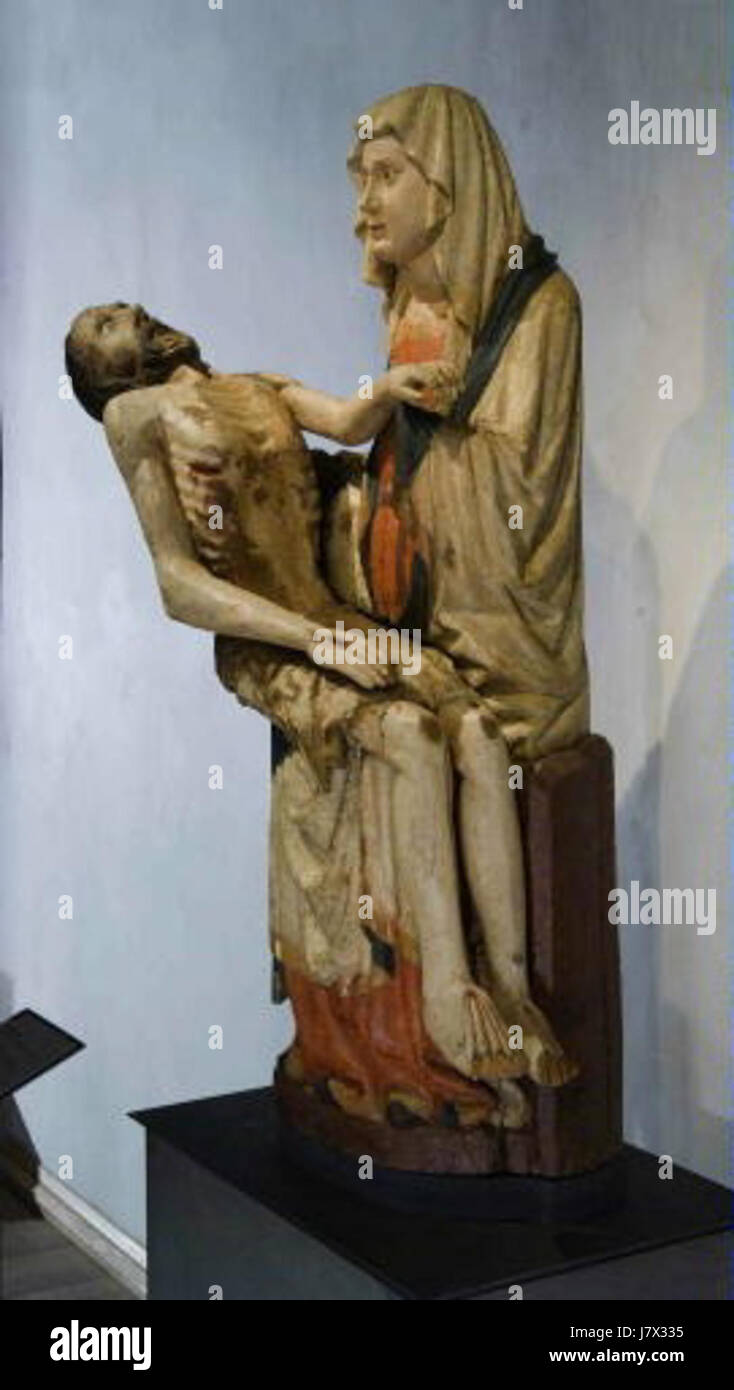 Gothic pieta -Fotos und -Bildmaterial in hoher Auflösung – Alamy