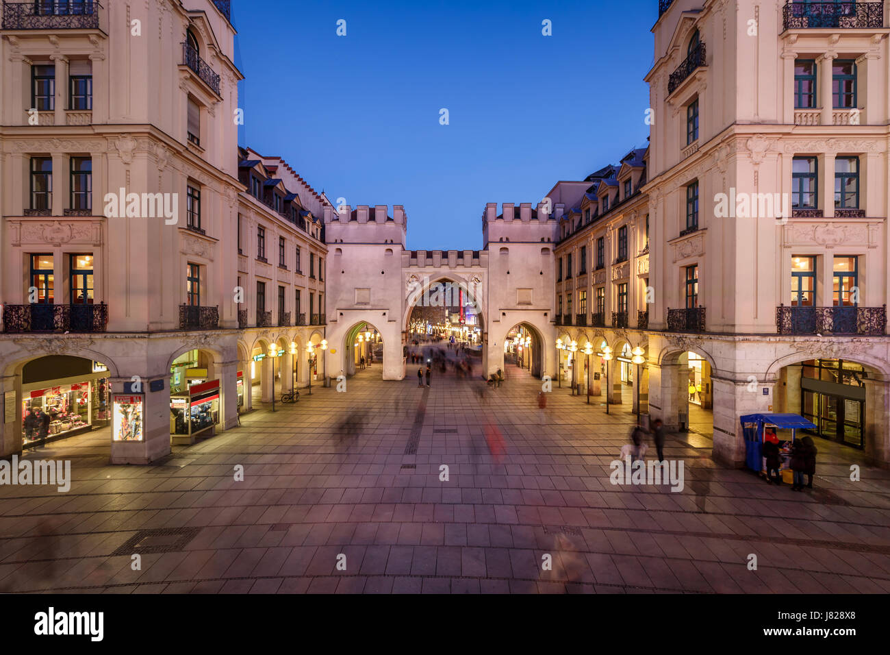 Karlsplatz in der altstadt -Fotos und -Bildmaterial in hoher Auflösung ...