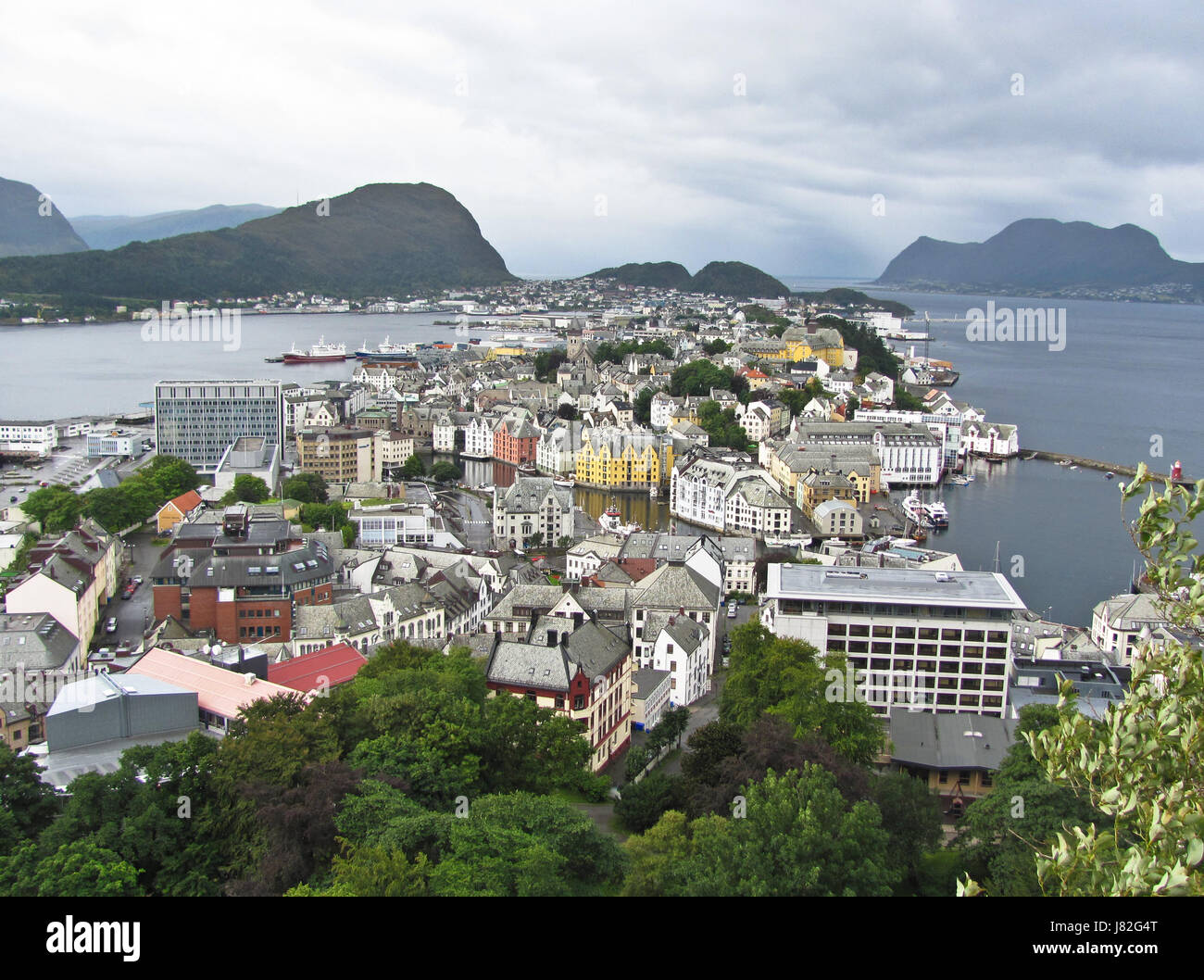 Norwegen alesund -Fotos und -Bildmaterial in hoher Auflösung – Alamy