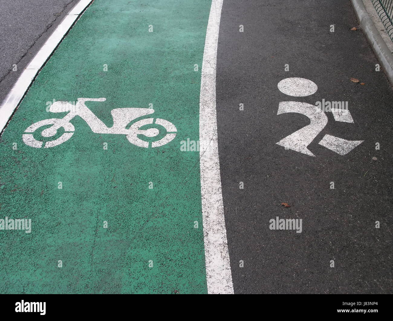 Kennzeichnung Symbole Gehweg Strip Bar Markierung Fahrbahnmarkierung ...