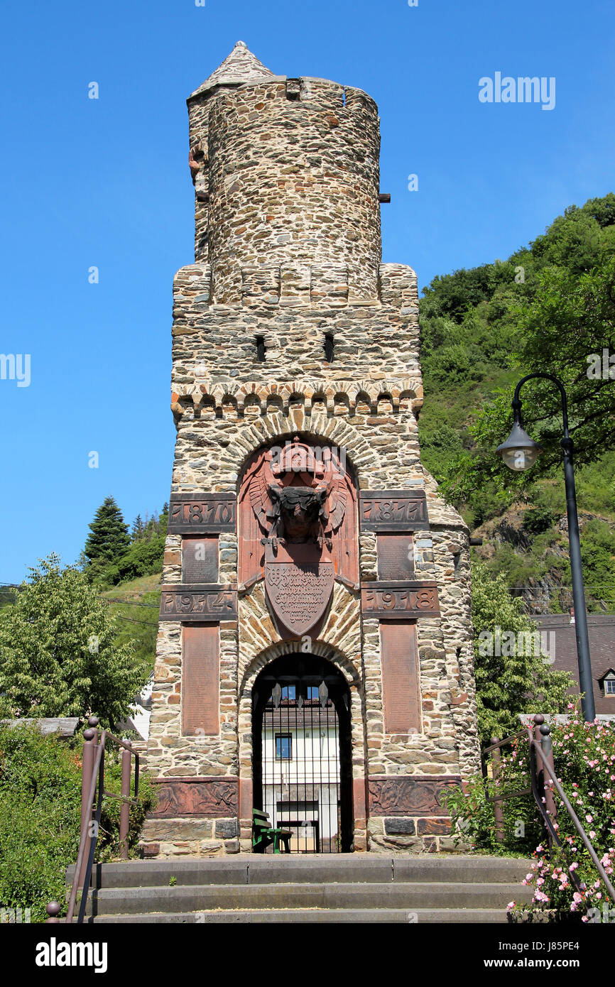 Turm Denkmal Krieg Schutt blauen Treppe Turm historisches Denkmal ...