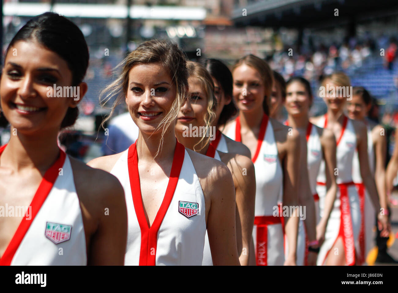 Monte Carlo, Monaco. 27. Mai 2017. Grid Girls gehen nach dem ...
