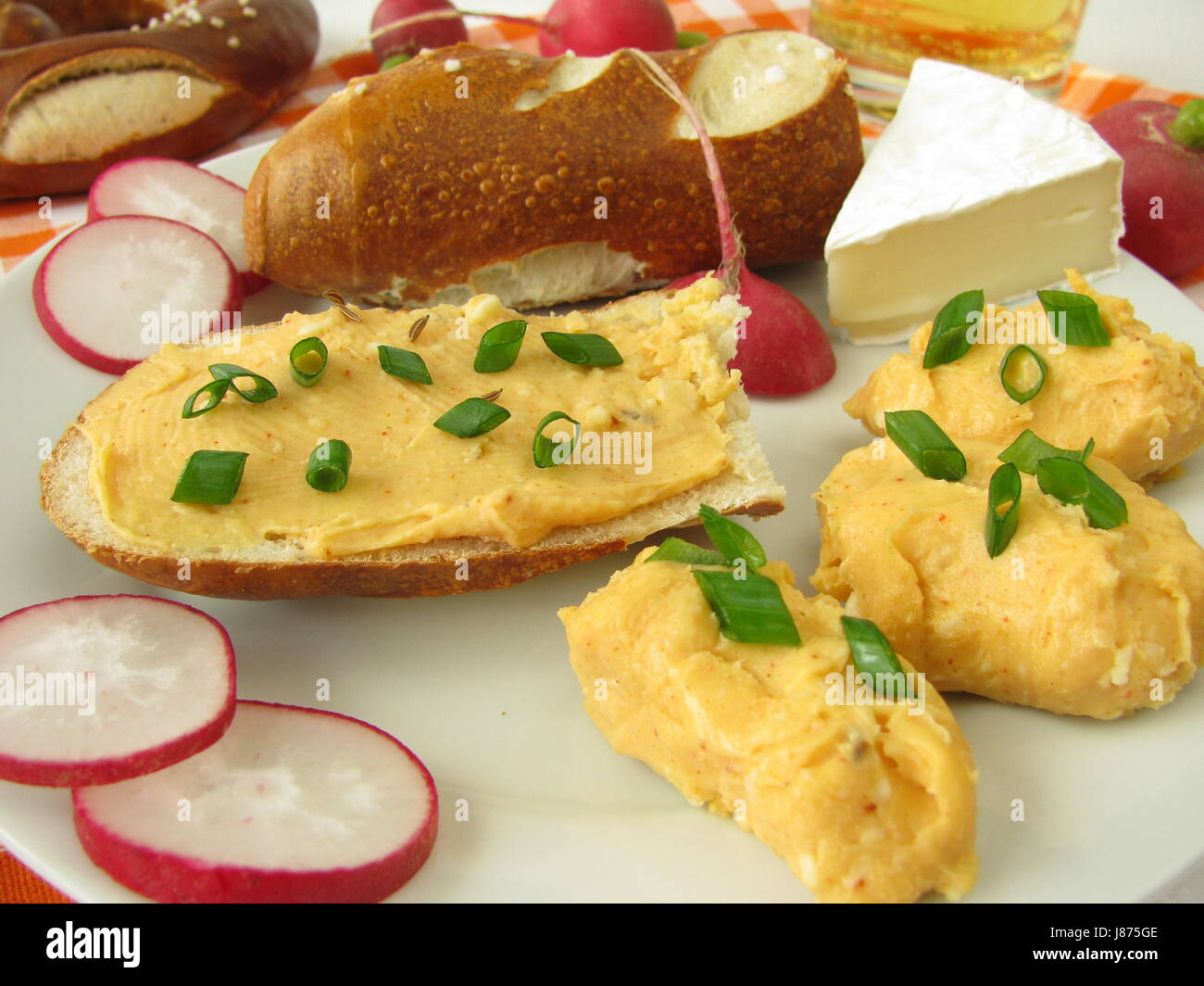 Rettich, salzig Biskuit, Camembert, Radieschen, Jause, Brot, Salz ...