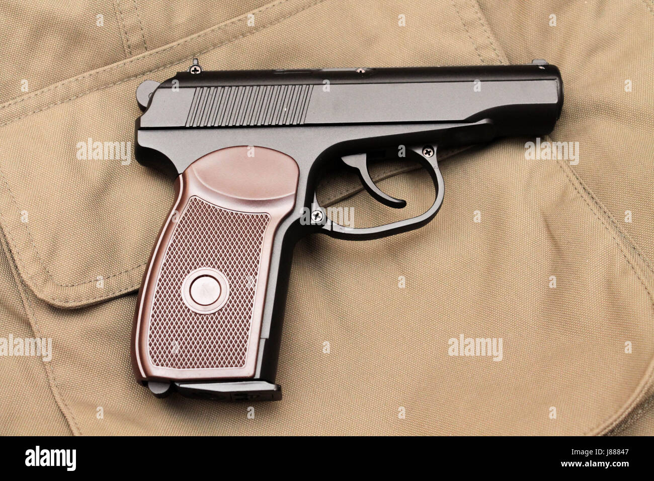 Makarov gun -Fotos und -Bildmaterial in hoher Auflösung – Alamy