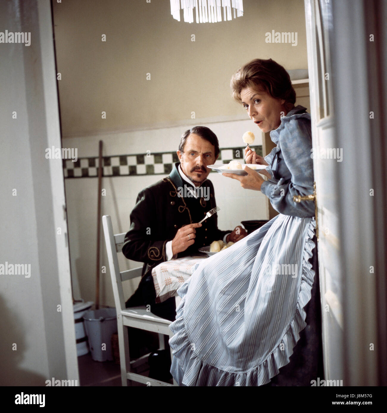 Würfel Verwandlung, Fernsehfilm, Deutschland 1975, Regie: Jan Nemec ...