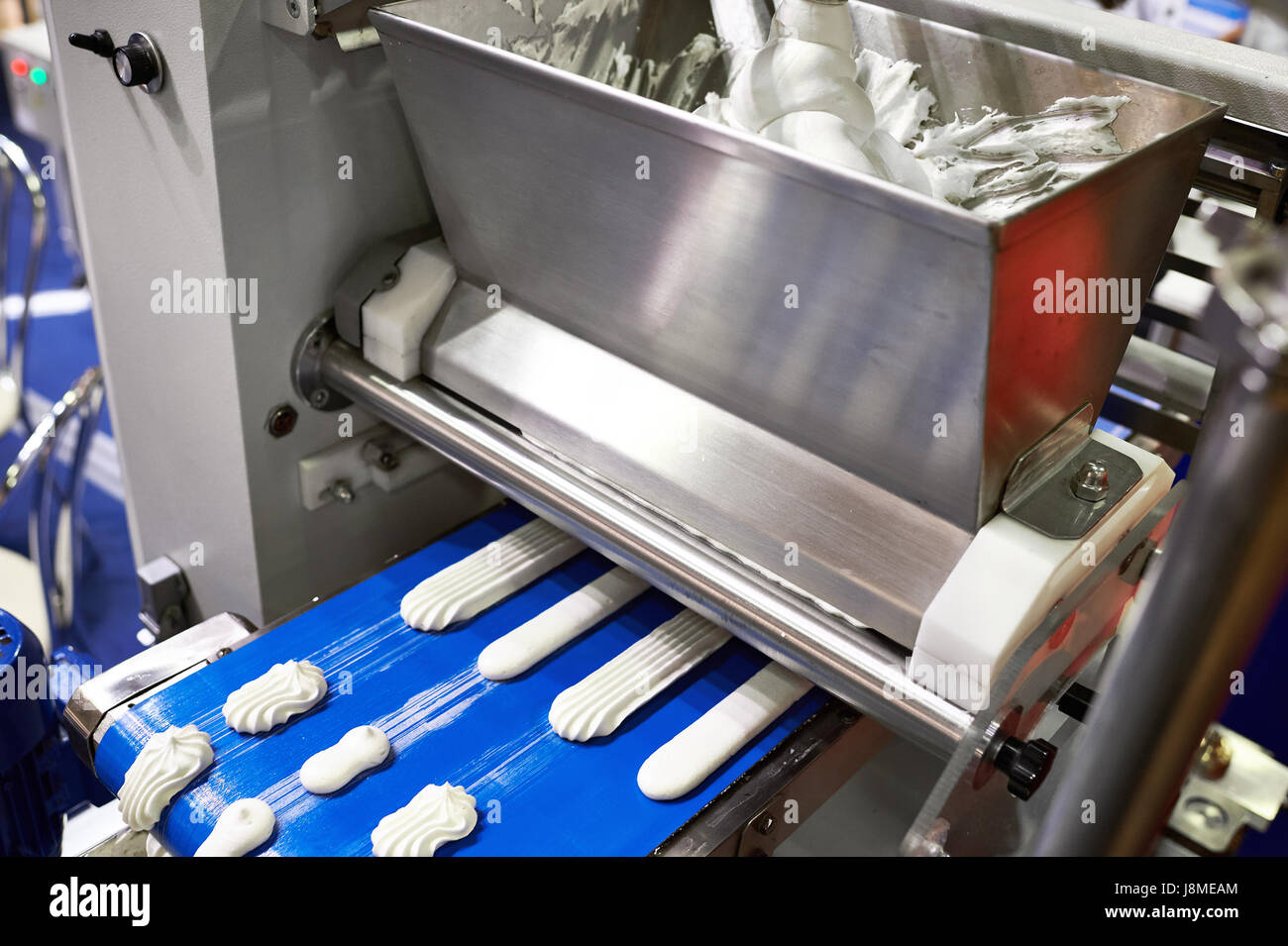 Defekte maschinen -Fotos und -Bildmaterial in hoher Auflösung – Alamy