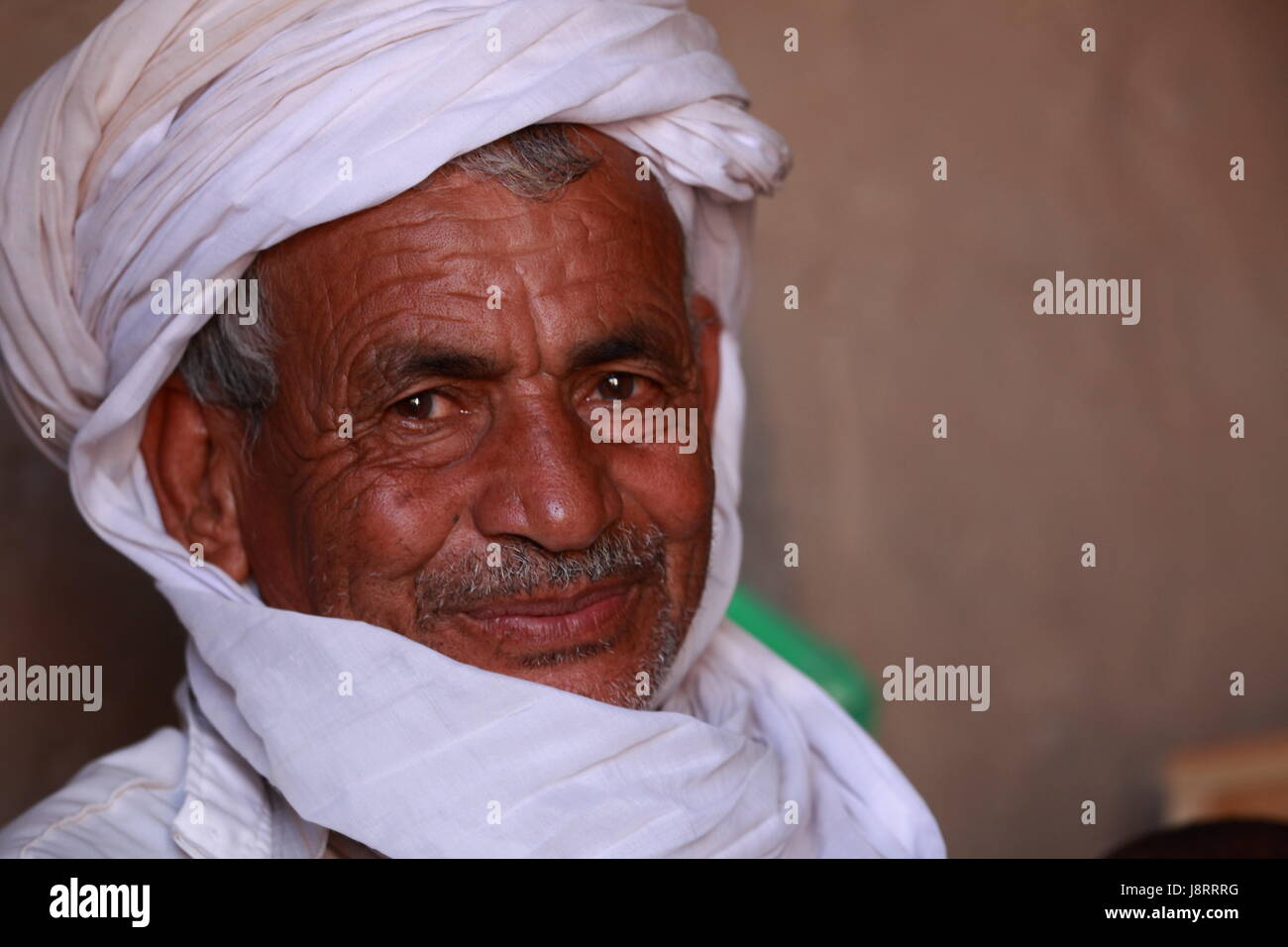 Arabischer turban -Fotos und -Bildmaterial in hoher Auflösung – Alamy