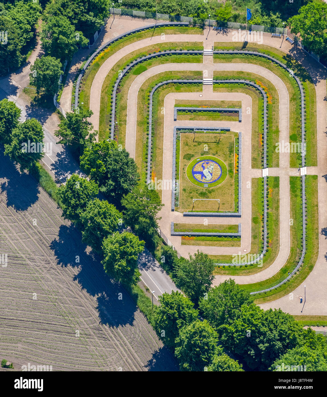 Friedhof Beckhausen Sutum auf den Blick in der Veltins-Arena, Schalke ...