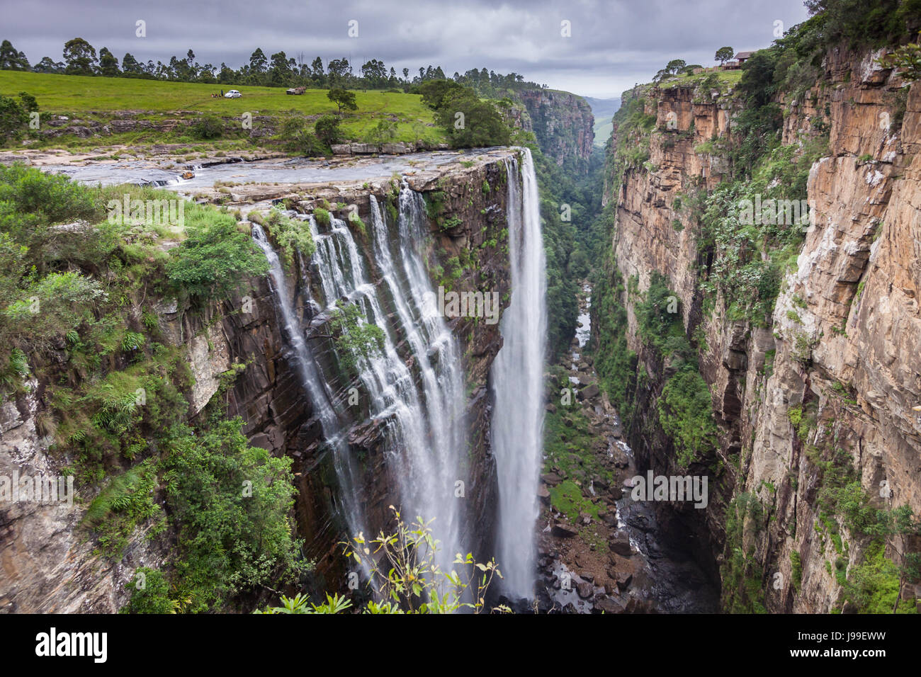 Magwa falls -Fotos und -Bildmaterial in hoher Auflösung – Alamy