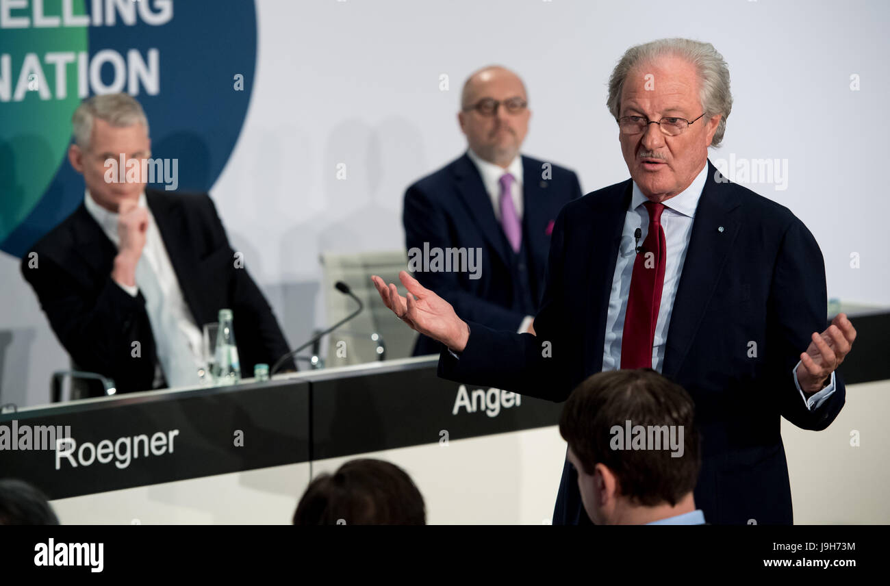 Wolfgang reitzle l -Fotos und -Bildmaterial in hoher Auflösung – Alamy