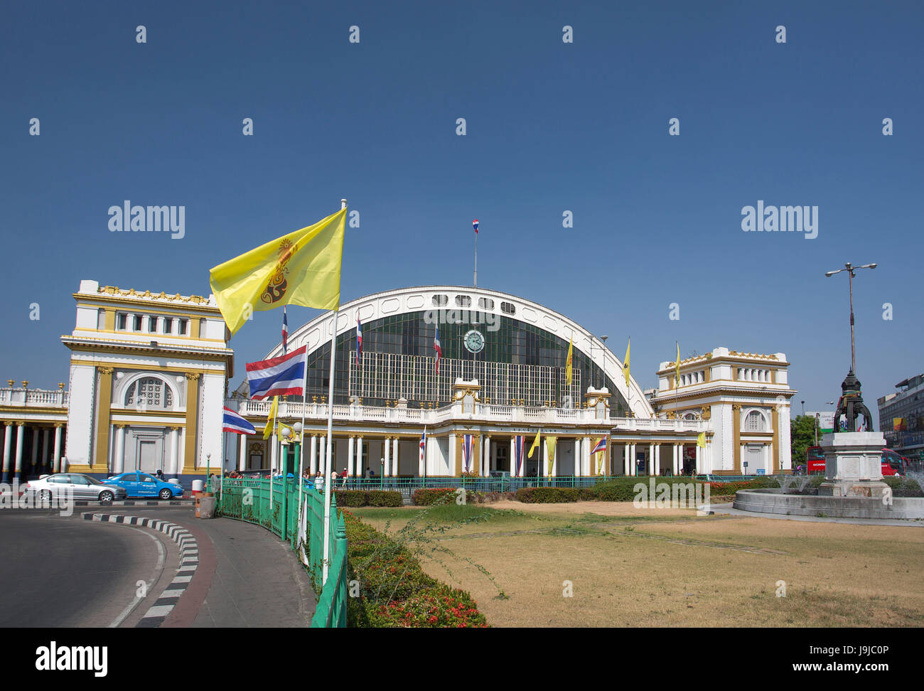Mau station -Fotos und -Bildmaterial in hoher Auflösung – Alamy