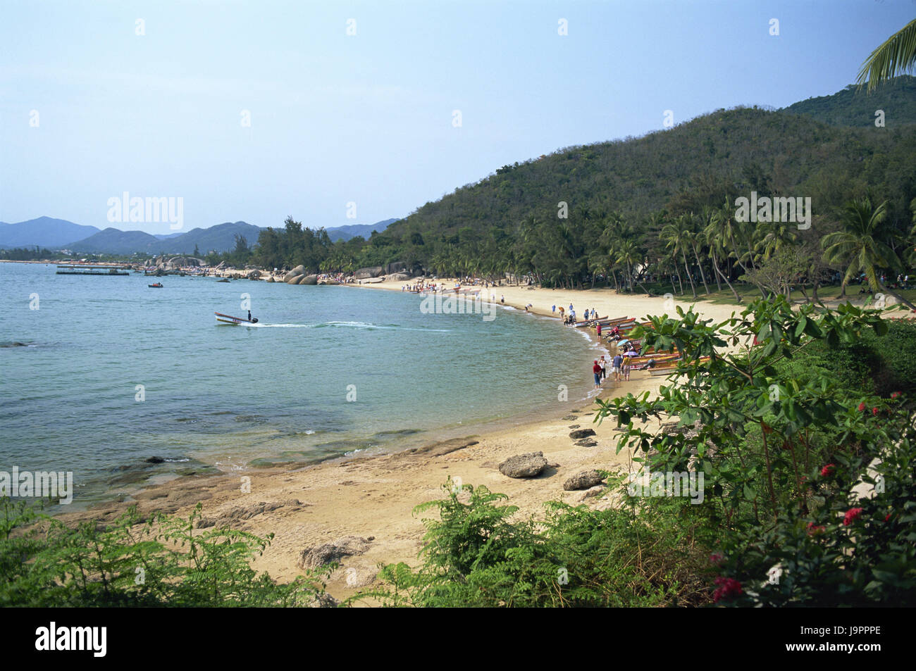 China, Hainan Island, Sanya, Sandstrand, Tourist, Asien, Ostasien ...
