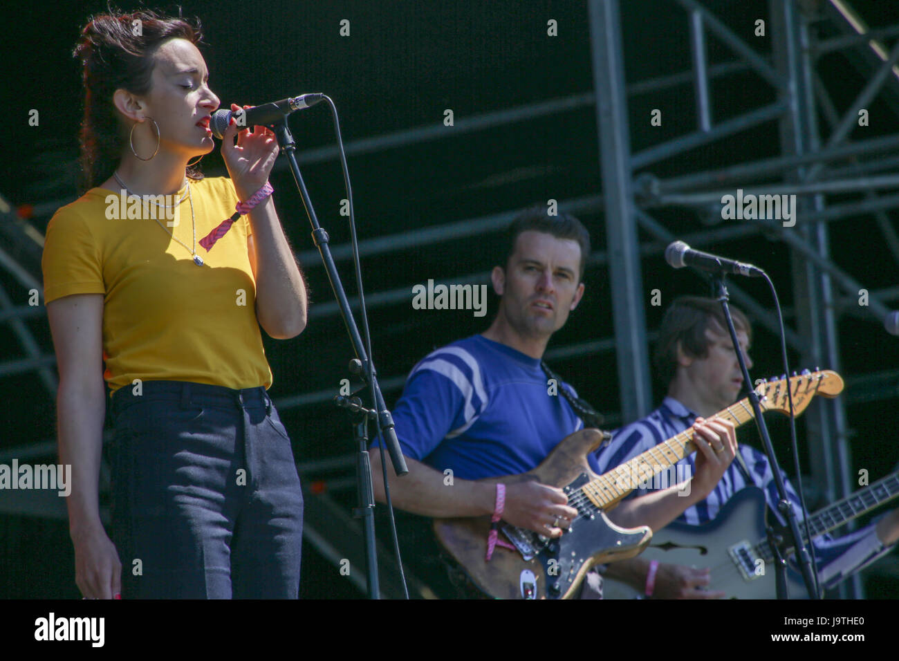 Sängerin manuela -Fotos und -Bildmaterial in hoher Auflösung – Alamy