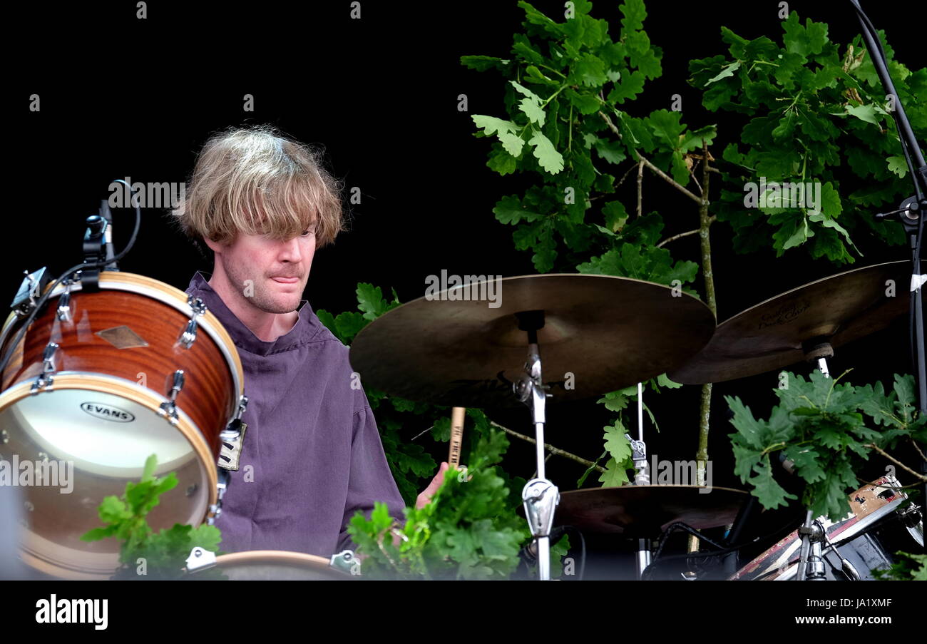 Drummer Matthew Wood mit British Sea Power aka BSP auf Southampton ...