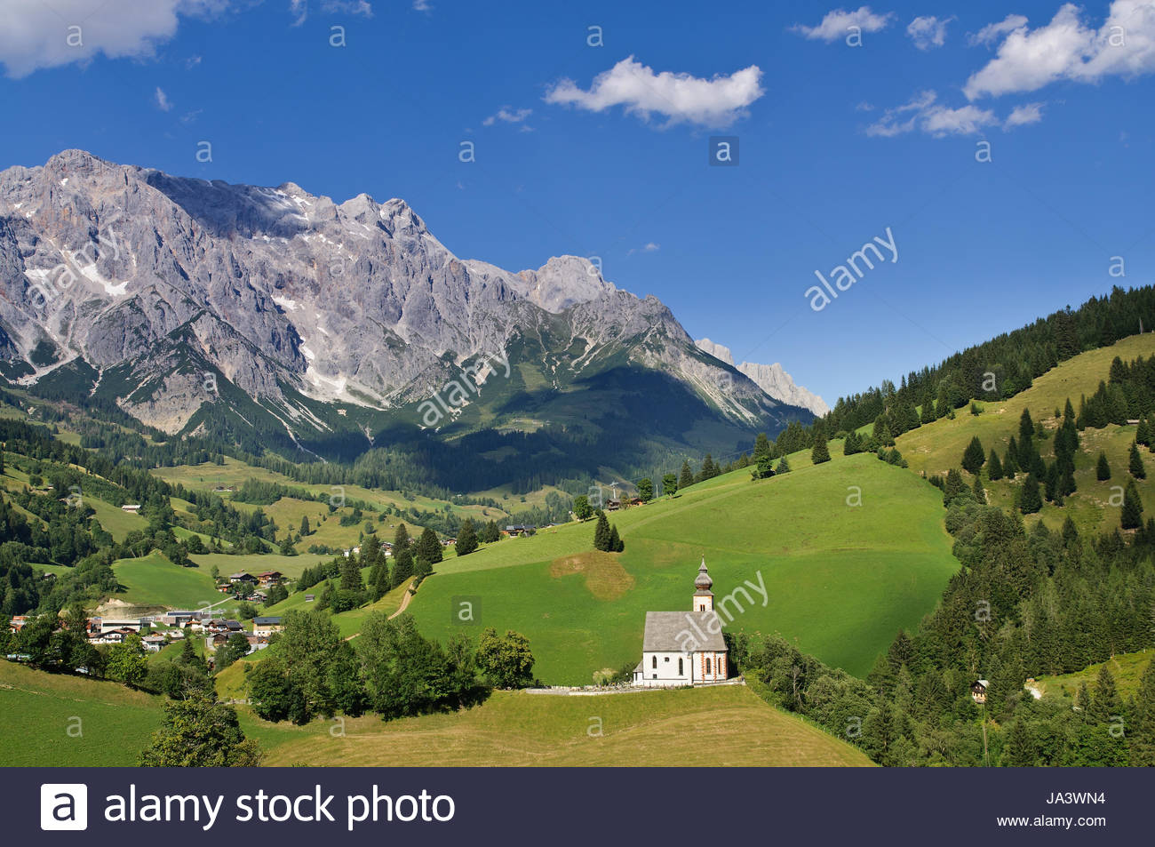 Dienten Village Stockfotos & Dienten Village Bilder - Alamy