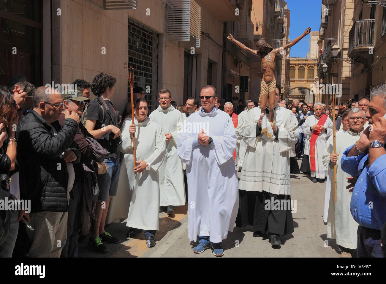 Prozession in gutem -Fotos und -Bildmaterial in hoher Auflösung – Alamy