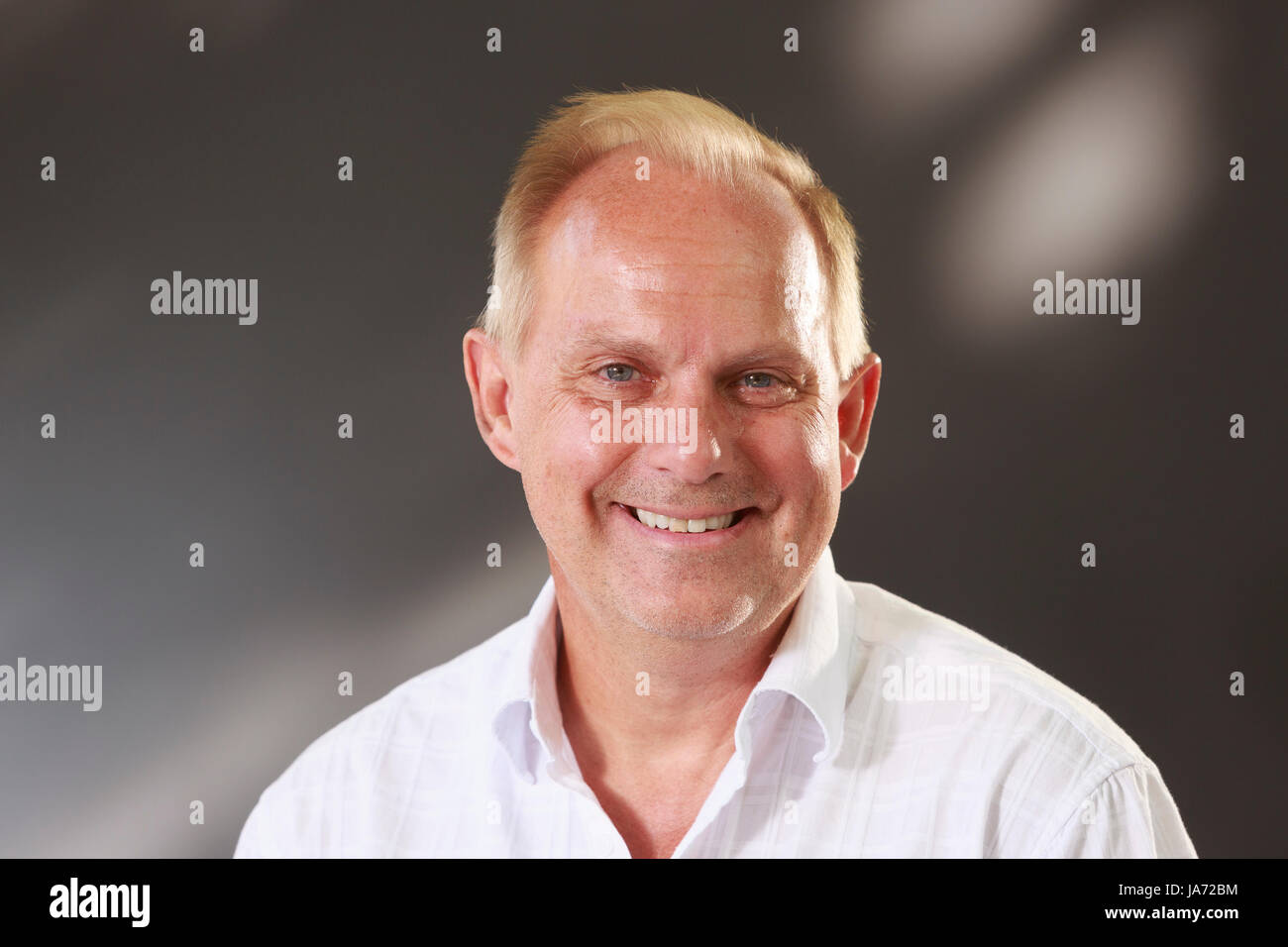 Amerikanischer autor greg garrett -Fotos und -Bildmaterial in hoher ...